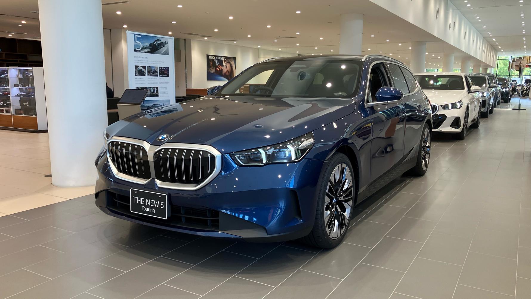 BMW Tokyo Bayショールーム | BMW 正規ディーラー