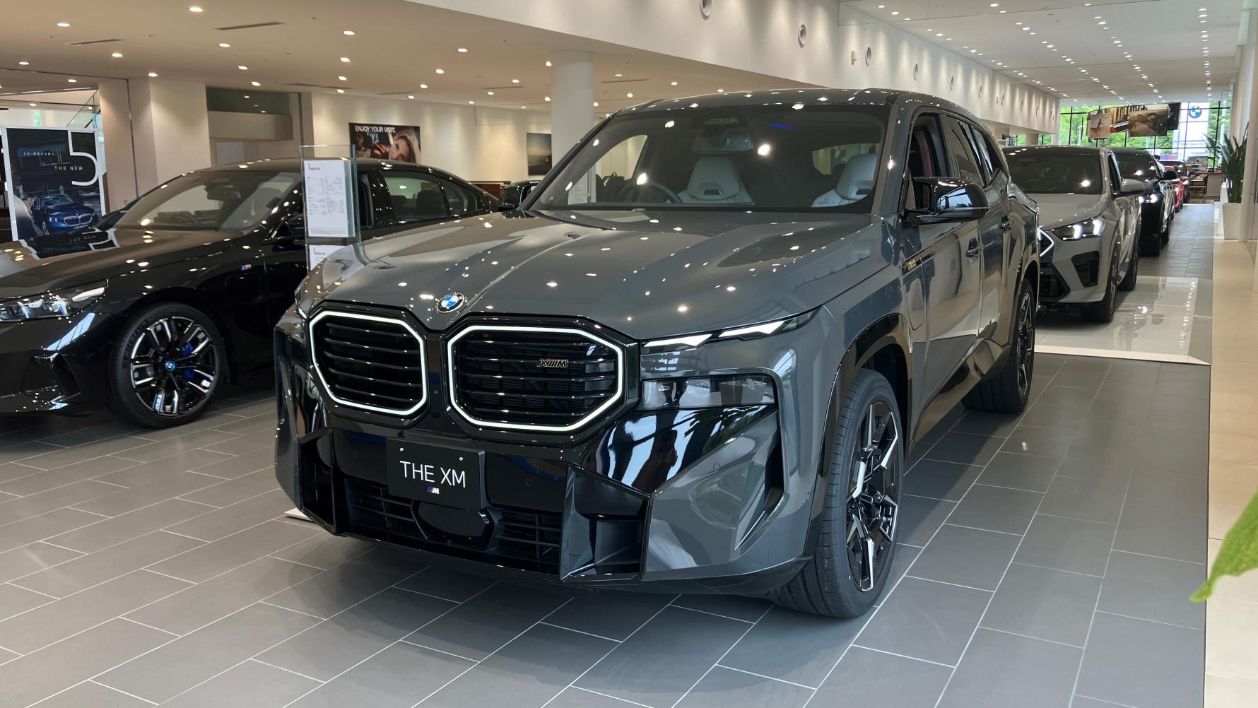 BMW Tokyo Bayショールーム | BMW 正規ディーラー